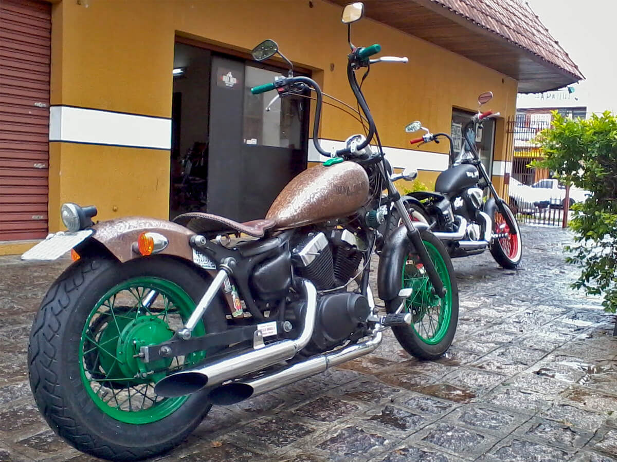 Kustomização: Guidão Ape-Hanger - Flying Carbs Motorcycles